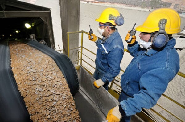 7 Steps for Perfect Conveyor Belt Alignment Efficiency